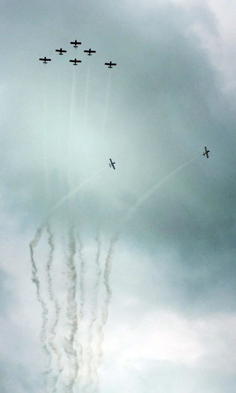 RV-6 30th anniversary formation and West Coast Ravens at EAA AirVenture