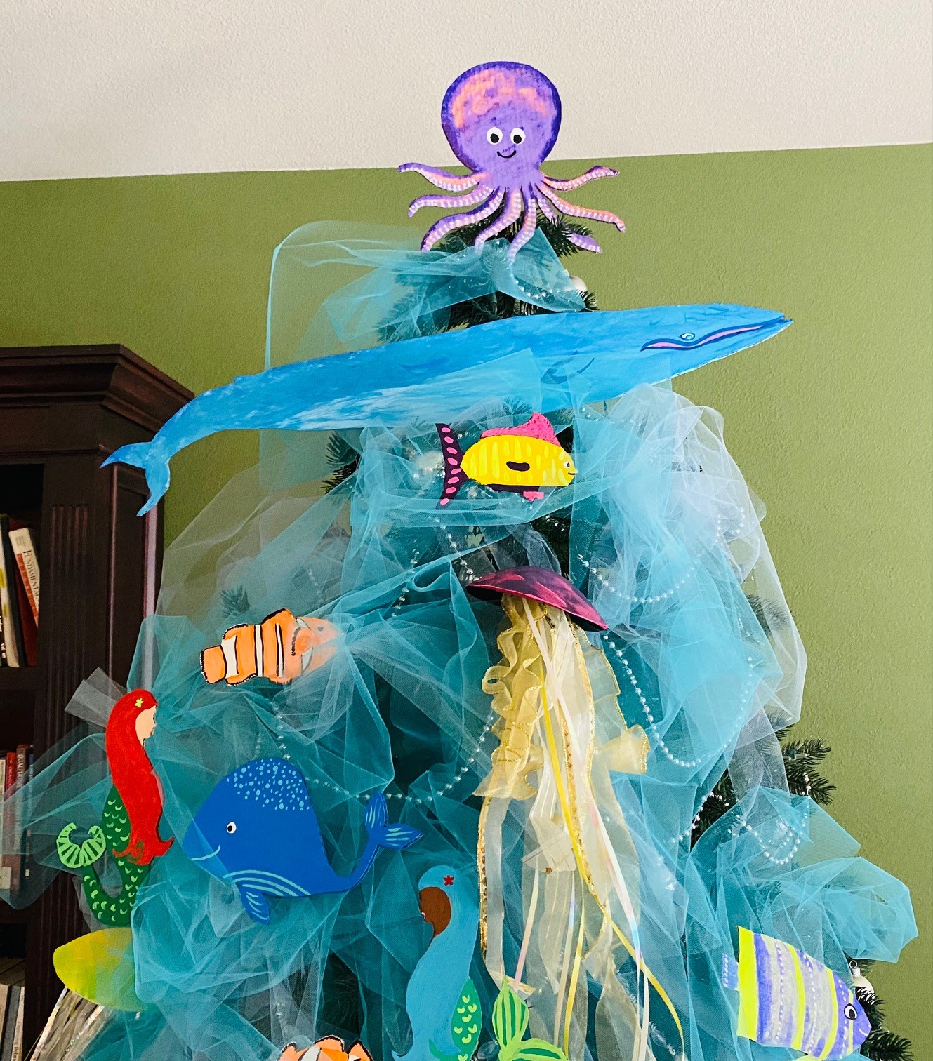Saying farewell to summer with an Under the Sea tree